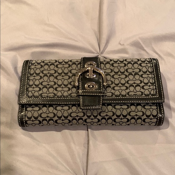 Coach | Bags | Vintage Coach Black And Gray Wallet With Signature ...